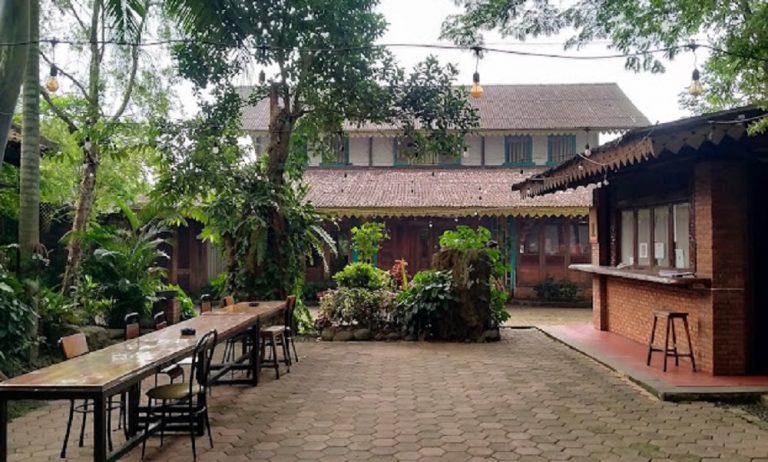 6 Rekomendasi Tempat Makan di Serpong Bernuansa Alam dan Punya Area ...
